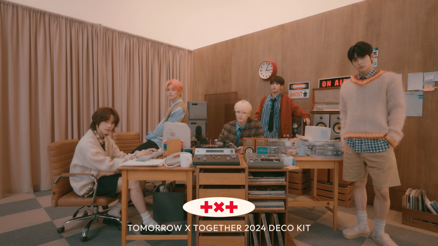 위버스 TOMORROW X TOGETHER Media - [PREVIEW] TXT (투모로우바이투게더) '2024 DECO ...