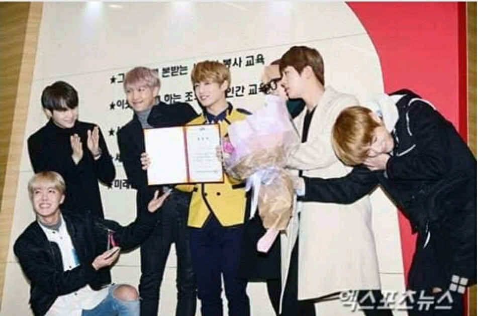 BTS Community Post - 7 years ago today, since our Jungkookie celebrated ...