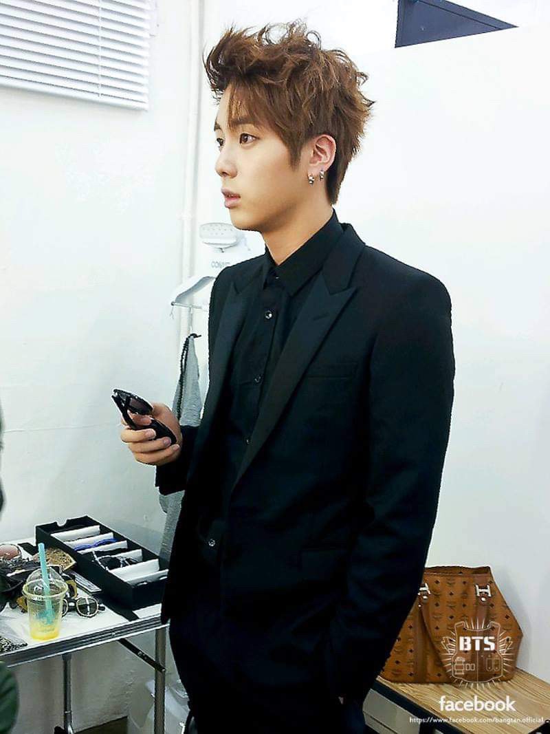 Bts Community Post Dear Jin From Army Jinくん、おはようございます。今日は仕事です。ジンくんは