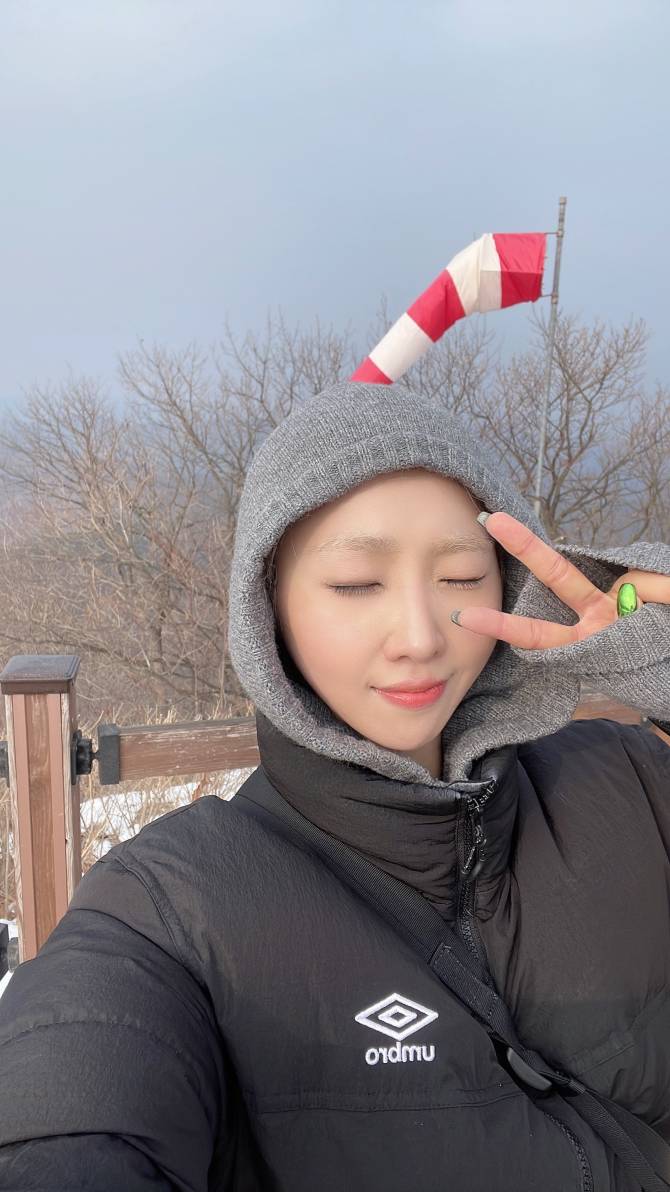 Minzy Community Posts 설날연휴 사촌동생들과 함께 칠갑산 등산 완료😆 확실히 시골은 공기가 너무 좋더라구요