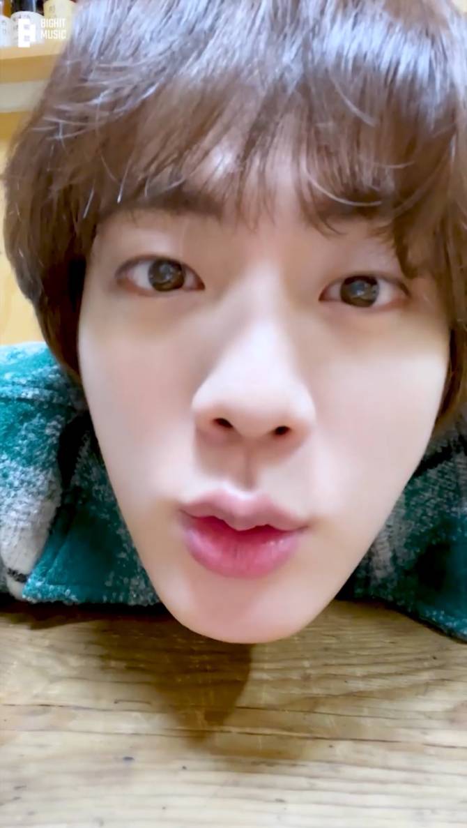 Bts Community Posts To Jin D 122 Dear Jin From Army 석진아 부대면 일어났겠지
