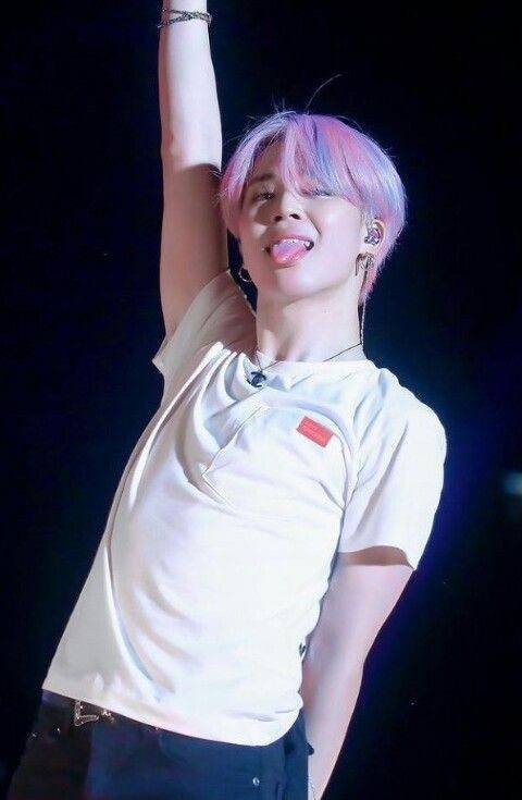 Bts Community Posts 。゚゚・。・゚゚。 ゚。 내 사랑 지민아 오늘도 파이팅🫂🩷🩵 ゚・。・゚ 나의 지민시