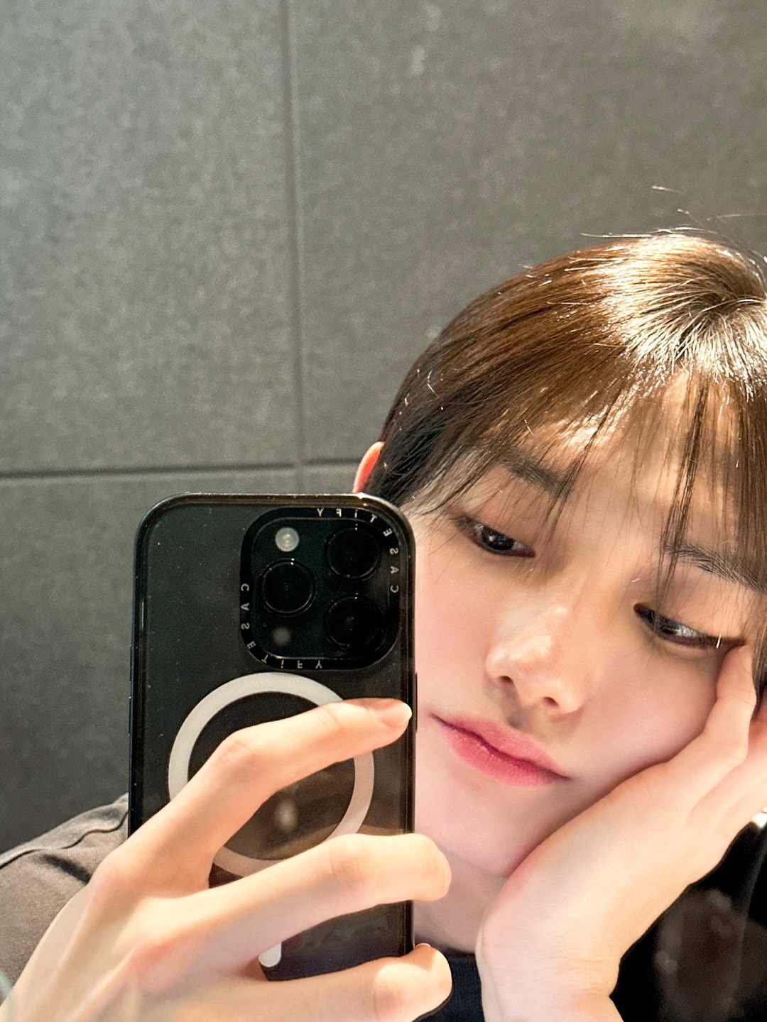 Atbo 커뮤니티 포스트 24시간 보트 생각 중🧐💬 원빈