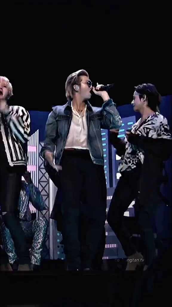 BTS Community Post - Run Bts Run bulletproof . Bts 💜💜💜💜💜💜💜🤟😍😘