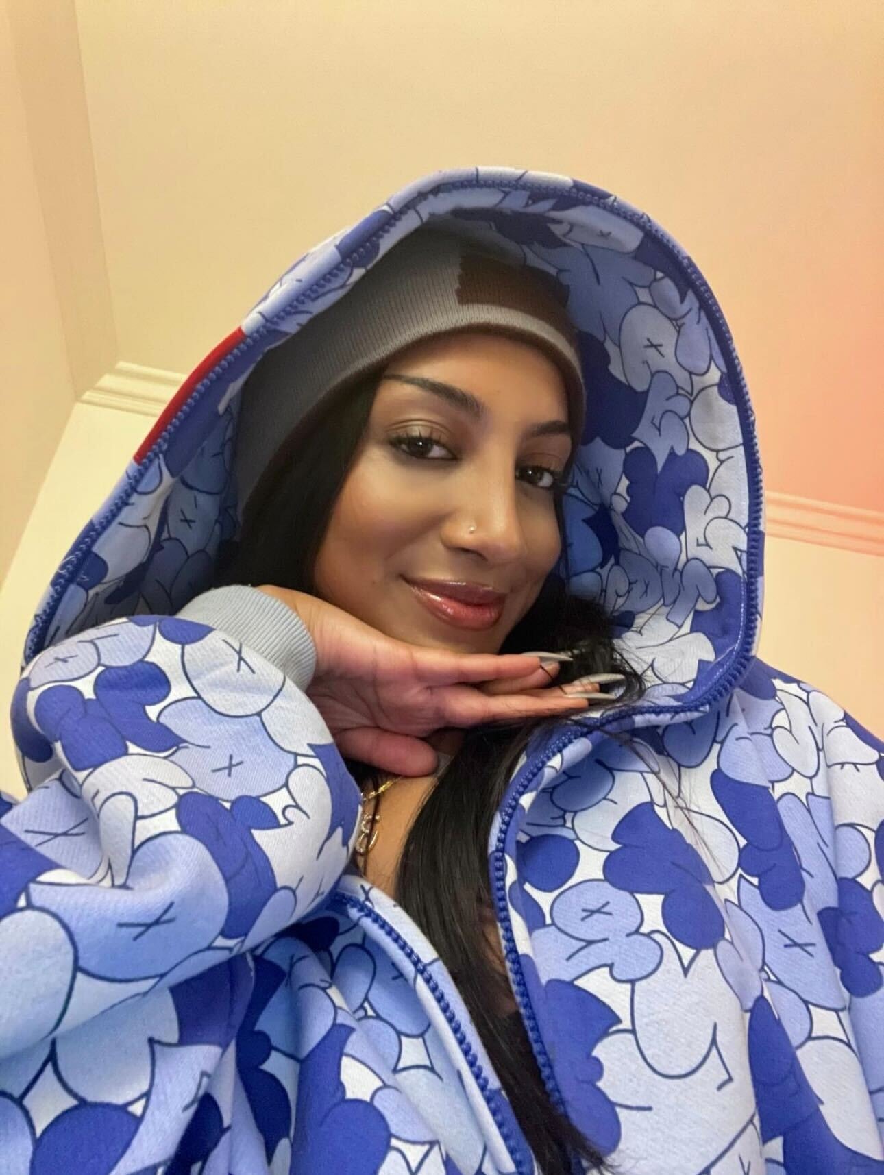 KATSEYE 커뮤니티 포스트 - Vanakkam babies ☺️ How are you all doing?! Happy ...