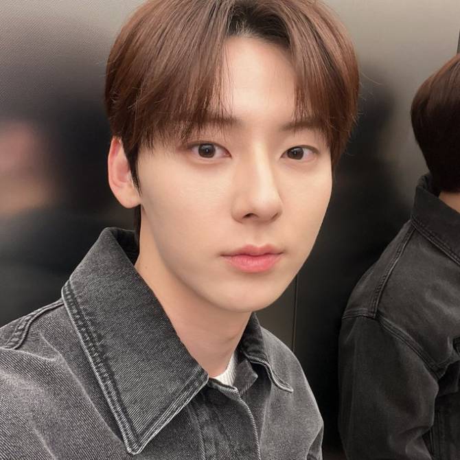 Hwang Min Hyun Community Posts 대장 오늘 하루도 고생많았어🧡🧡🧡🧡🧡🧡 하고싶은 말이 정말 많고