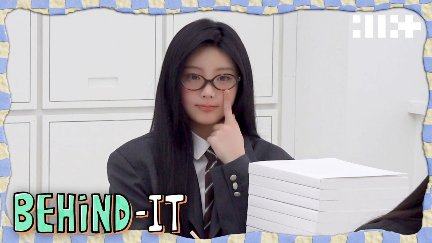 Weverse ILLIT Media - 새학기 컨셉 추천 ̂ᴗ̂ | ‘SUPER REAL ME’ Brand Film Shoot Sketch | ILLIT (아일릿 ...