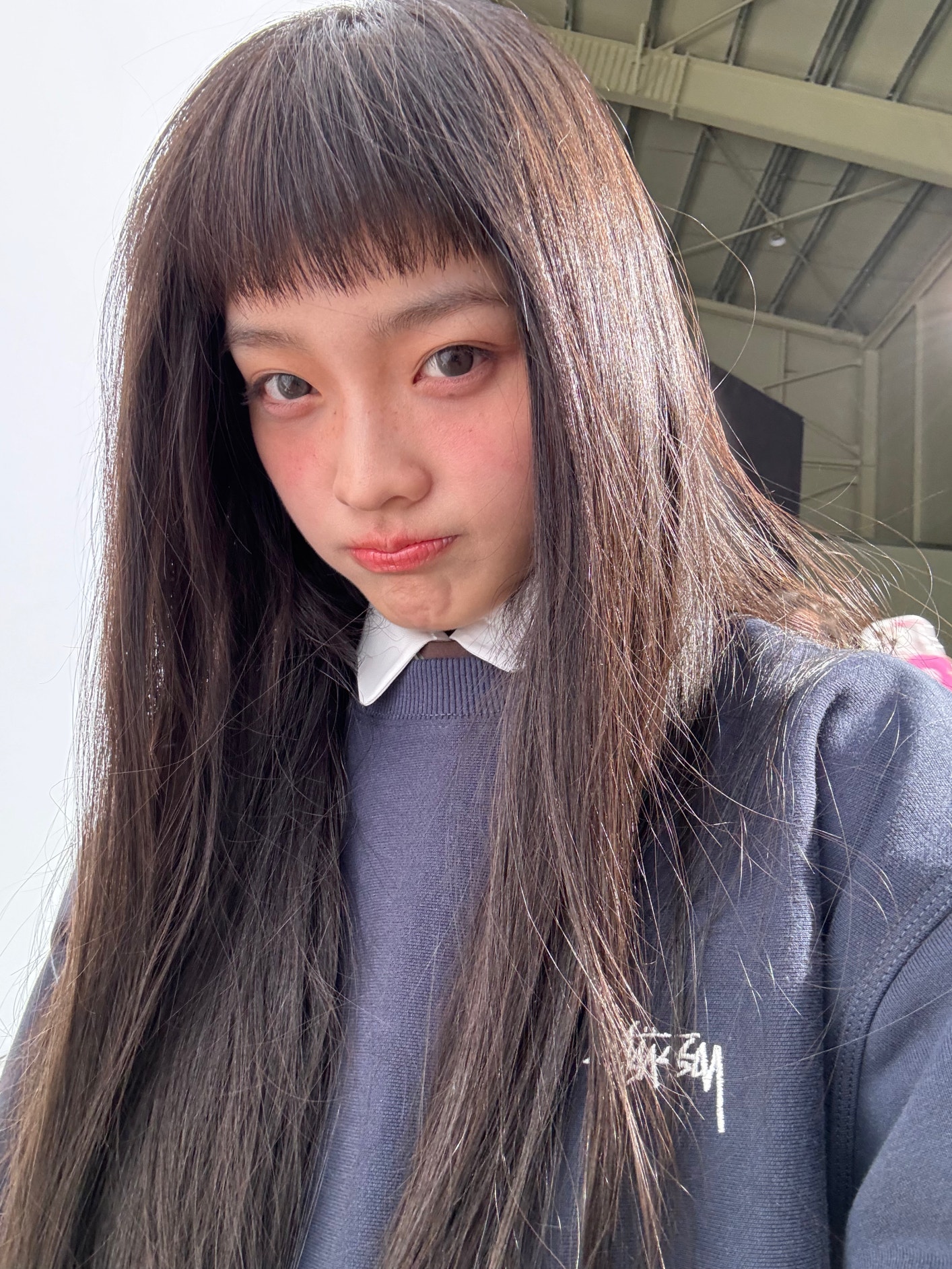 Illit Community Posts 여러분 브랜드 필름 어땠어요ㅎㅎㅎ히히 🍀🍀 시간 있을 때 사진 📸📸 찍어봤어요오