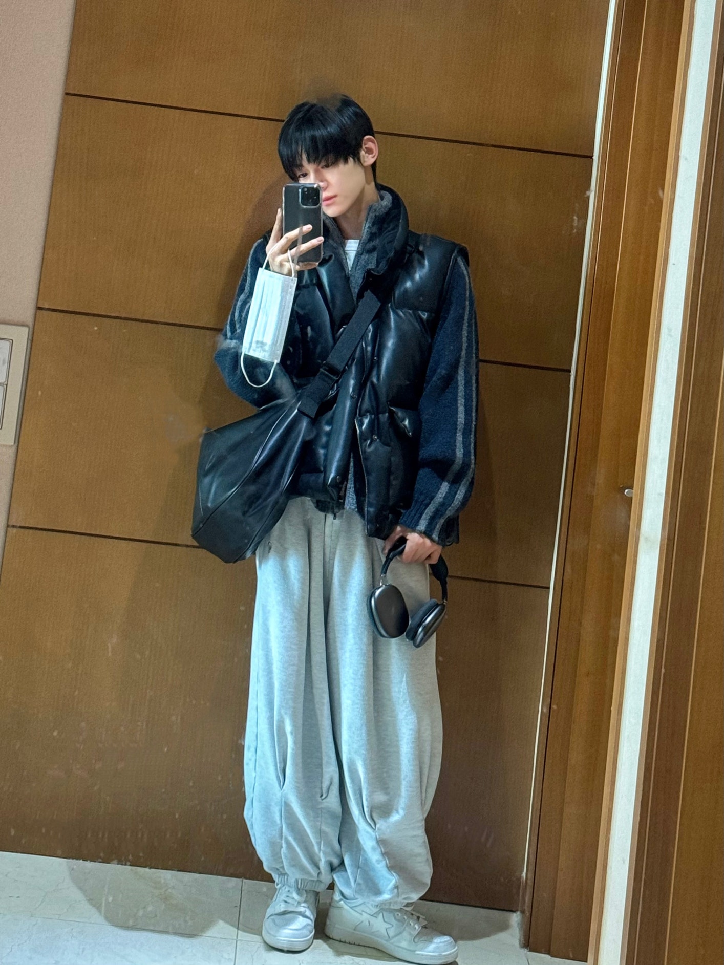 Tws Community Posts 다들 점심 먹었나요 오늘 저의 패션을 여러분과 공유하러 왔어요 여러분어때요