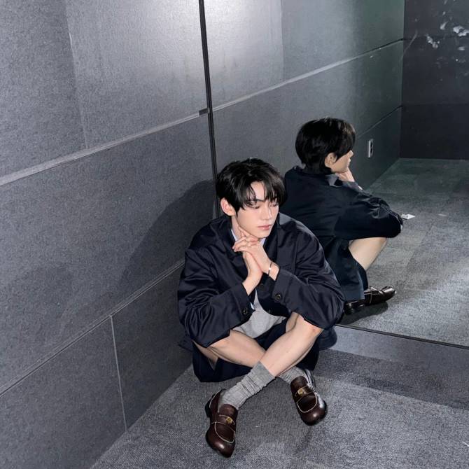 Tws Community Posts 시간이 진짜 빠르네요 데뷔한지 벌써 2달이 다 되어가요여러분과 함께한 두 달 동안