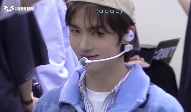 Tws Community Post 지훈아 김밥 먹구 눈누난나 가는거 왜이리 귀여워🤭 오늘 올라온 활동 비하인드에 여러