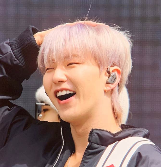 Seventeen Community Posts 이 웃는 얼굴을 계속 보고싶어