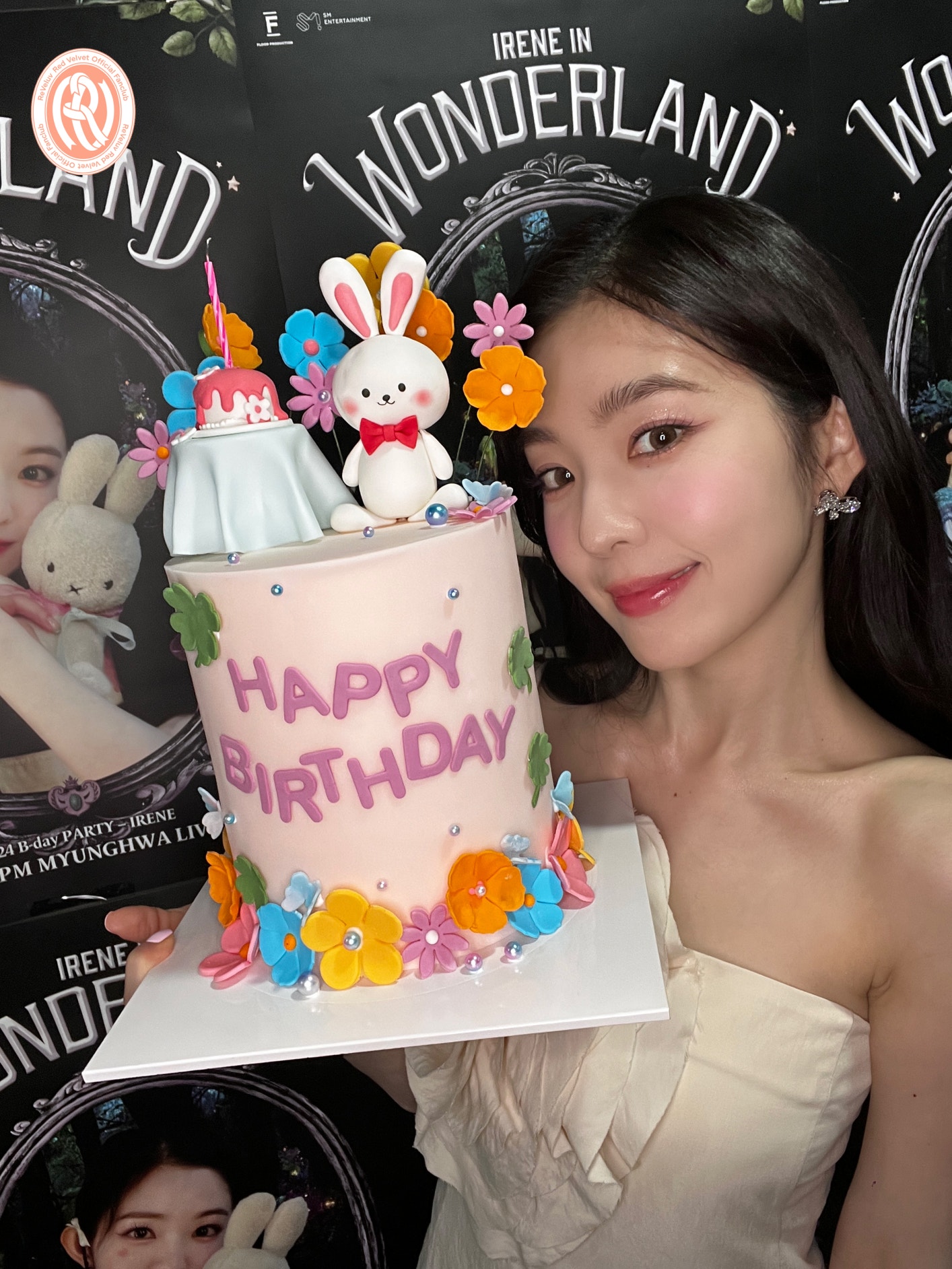 Weverse Red Velvet Image - #2024.03.29 #IRENE #IRENE in WONDERLAND