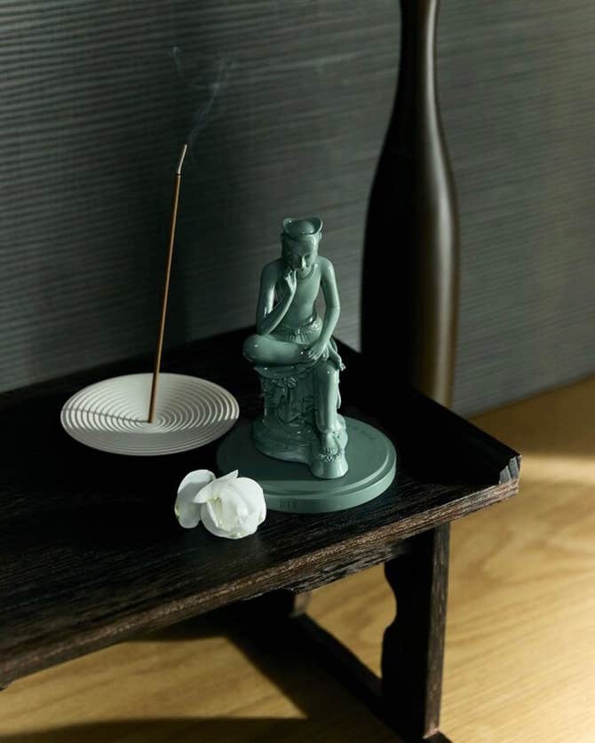 BTS Community Post - eyesmag " In celebration of Hangeul Day, HYBE is ...