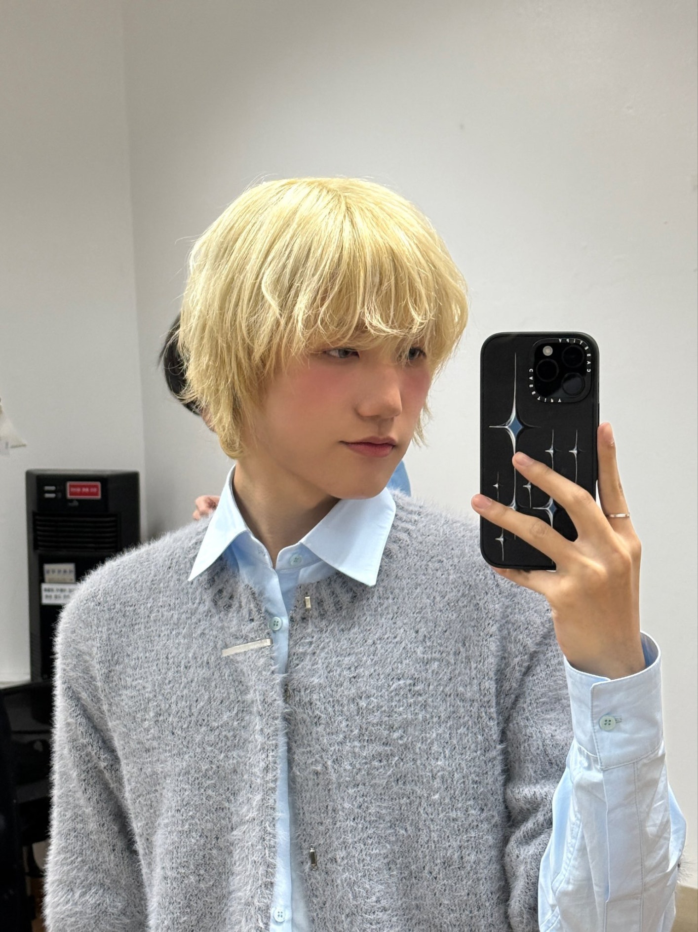 P1Harmony Community Post - he looks like a little victorian boy