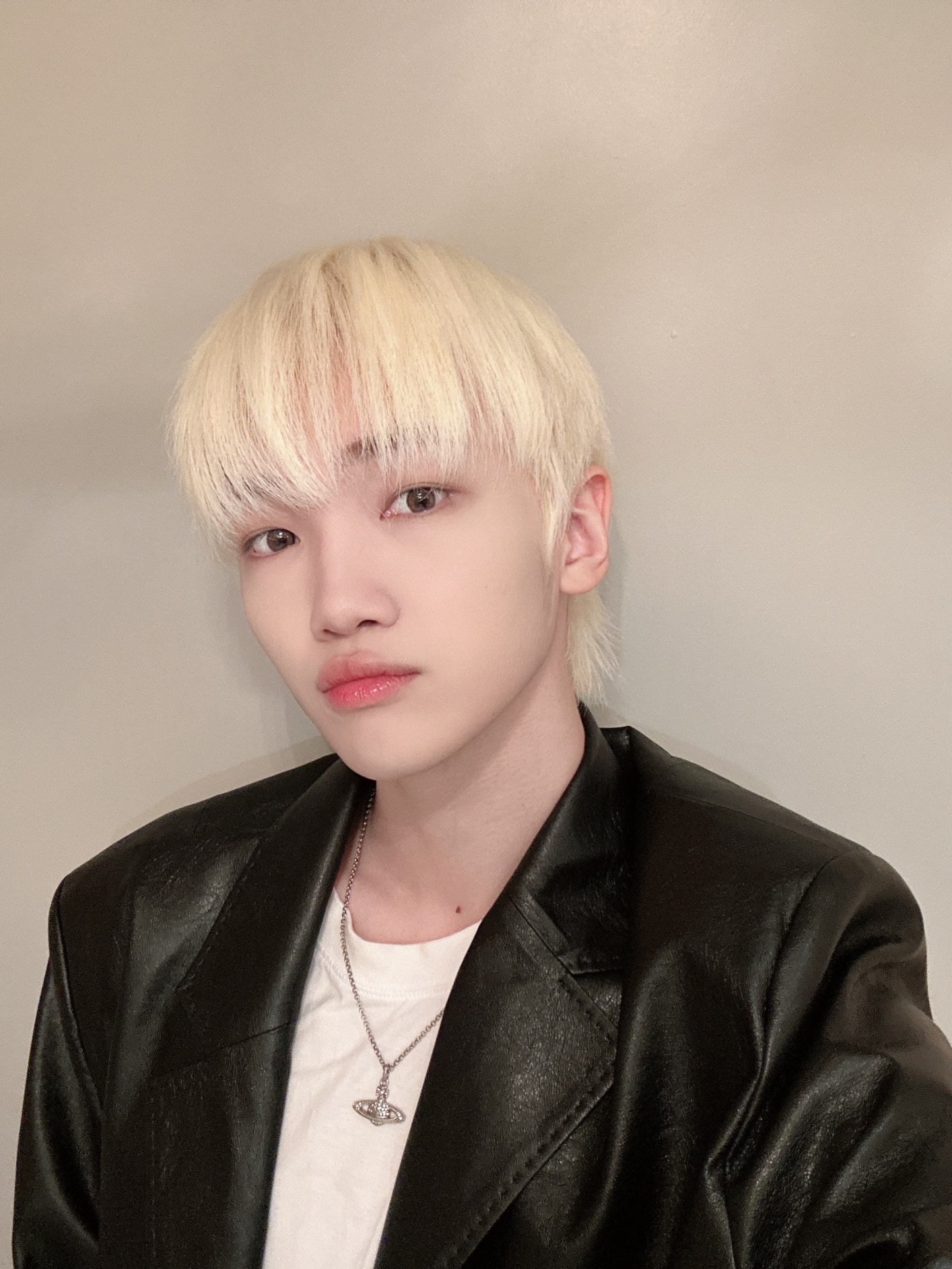 Post De La Comunidad Atbo 일요일 밤이야🌙 오늘 하늘도 예쁘던데🥰 하늘 봤어 Kimyeonkyu