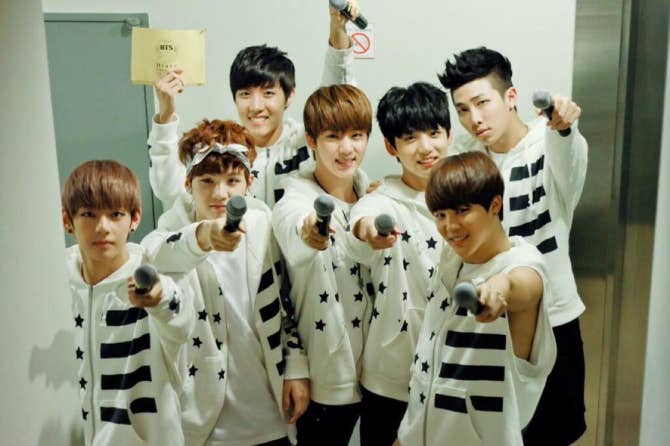 BTS Community Posts - 밥은 잘 챙겨먹고 있나요? 계속 기다리고 있어요. 또 윤기야의 노래를 들려주세요. #to ...