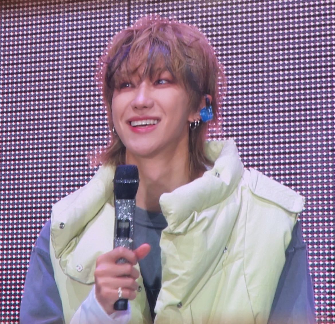 SEVENTEEN Community Post - minghao has the most beatiful smile 🥹 ️‍🩹