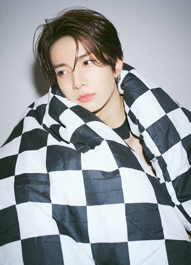 ENHYPEN Community Post - hee, i admire you for all your hard work and ...