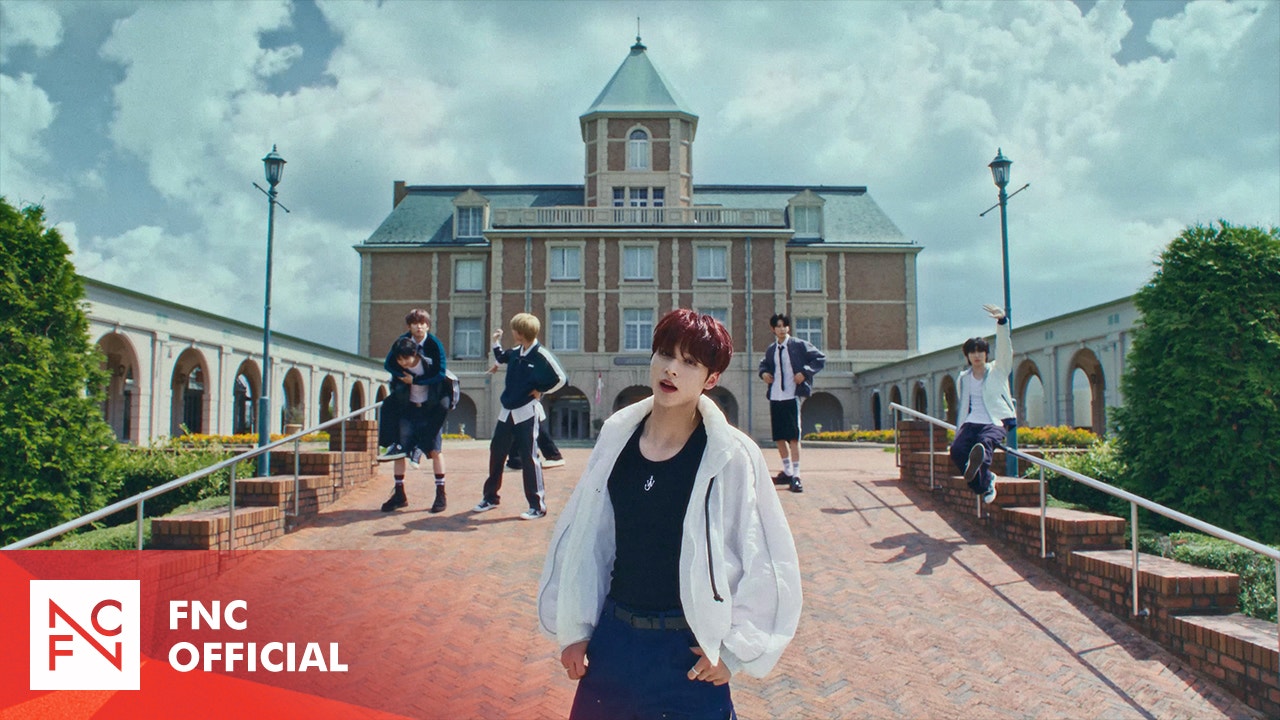 WeverseAMPERS&ONE Media - 앰퍼샌드원 (AMPERS&ONE) 'He + She = We' MV Teaser 2