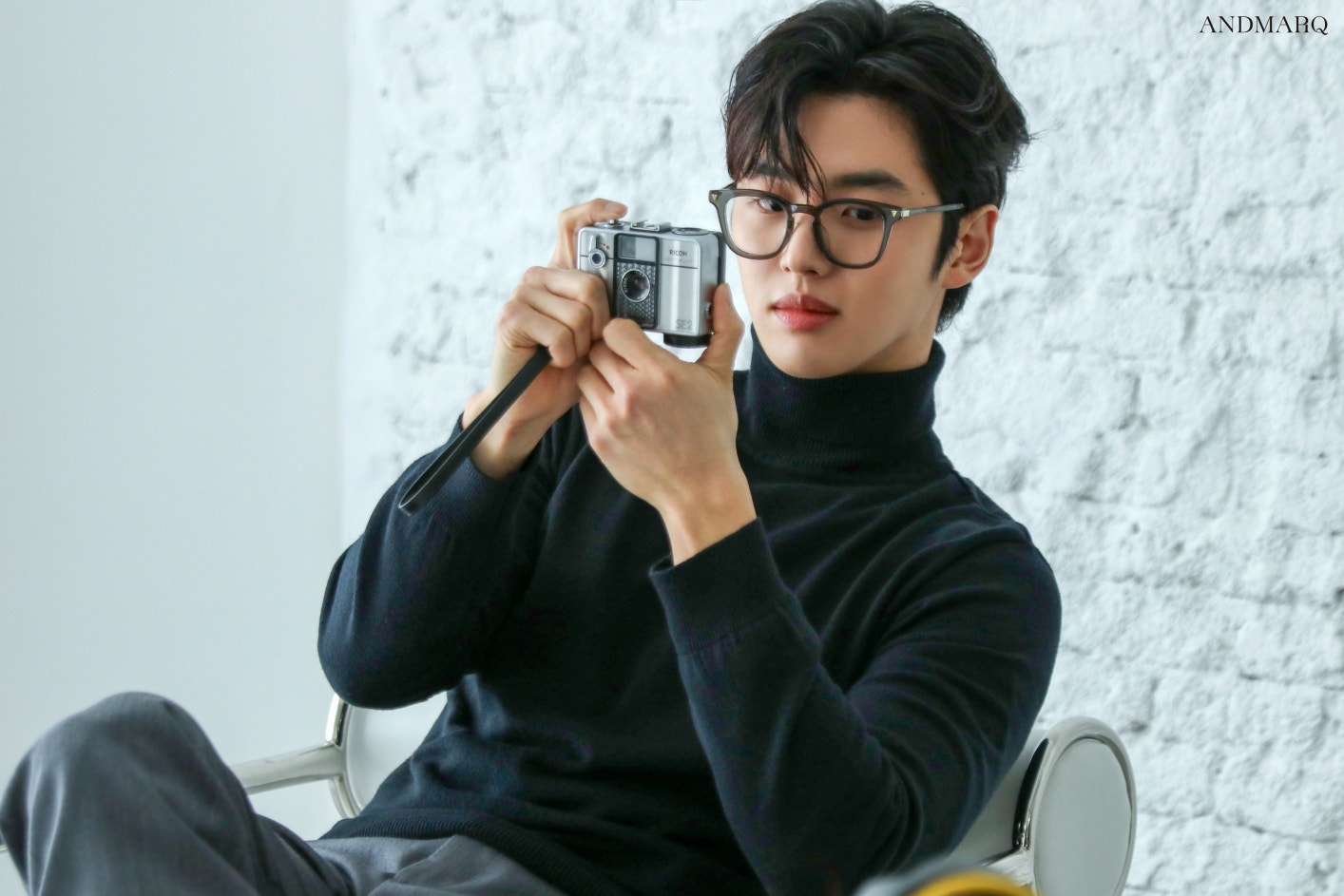 Weverse HONG SEOK Image - [HONG SEOK] 2024 Photo by Hongseok | Behind Photo