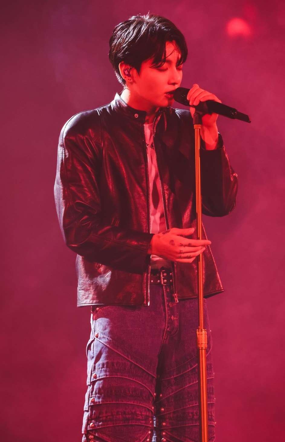 BTS Community Post - #to_jungkook #Dear_JungKook_from_ARMY 💜🐰 Kook Time 🐰💜 グク💖 今日も1日お疲れ様😊💕 昨日はグク ...