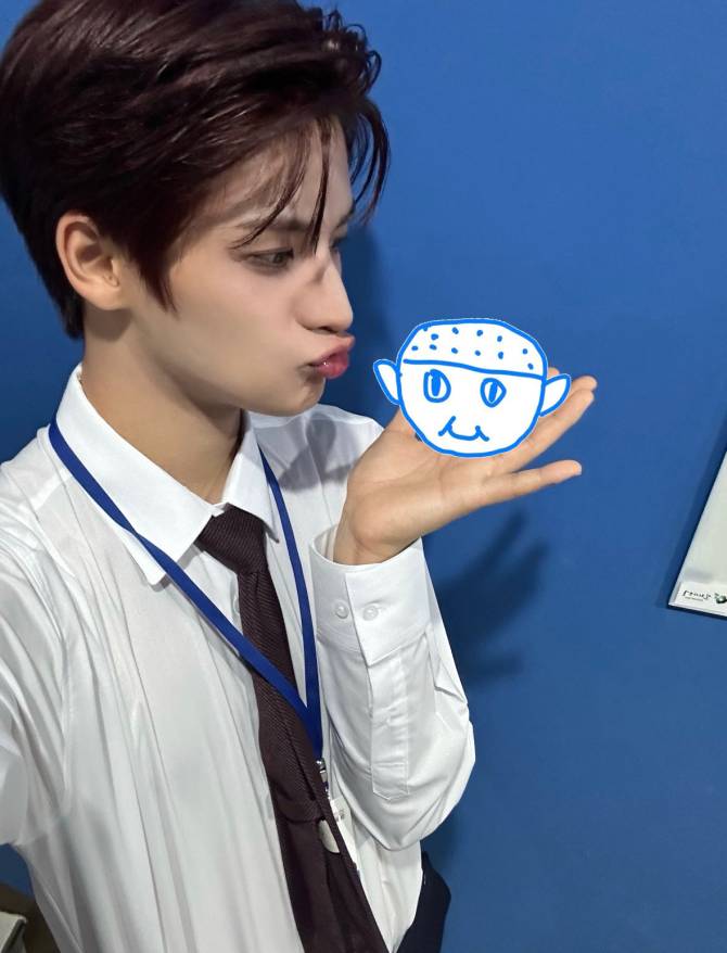 Nowadays Community Post 슥구야 형 염색했다~ 🐶🤗 Yoon