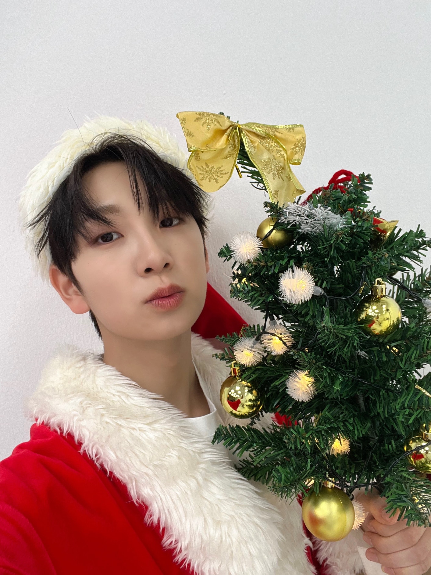 AMPERS&ONE Community Post - 🎅 🎄 ️ - KYRELL