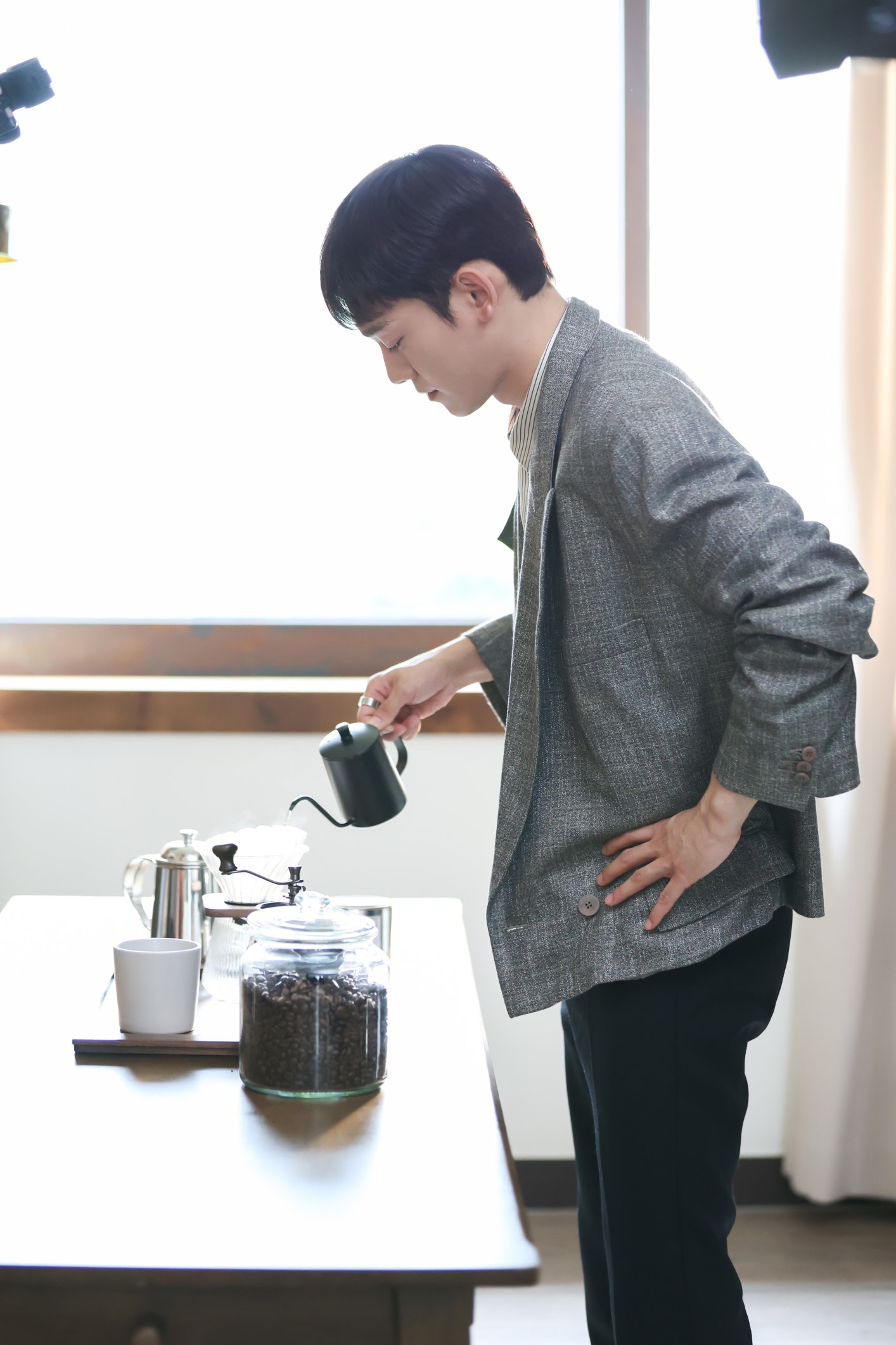 Weverse CHEN Image - 📸 2024 CHEN FAN-CON 'Beyond the DOOR' VCR Behind Photo