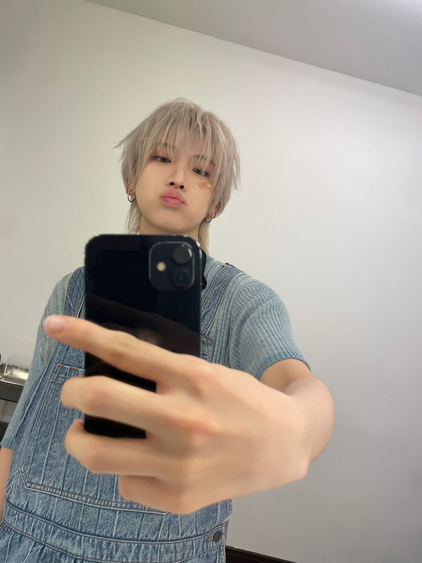 &TEAM Community Post - 😚☹️ - YUMA