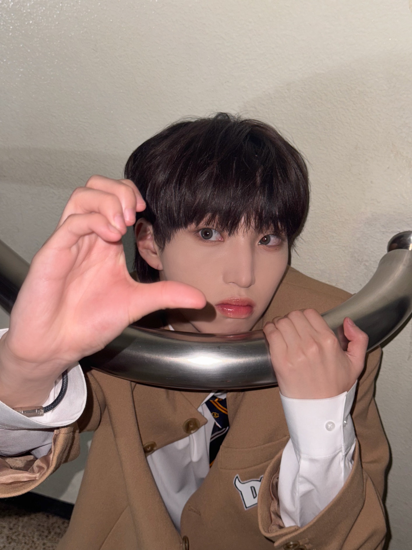Dxmon 커뮤니티 포스트 뮤직뱅크도 완벽하게 완료🩷🔥🧡 여러분 어땠나요 저 기특했나요🐱🐧 ️💙 태극