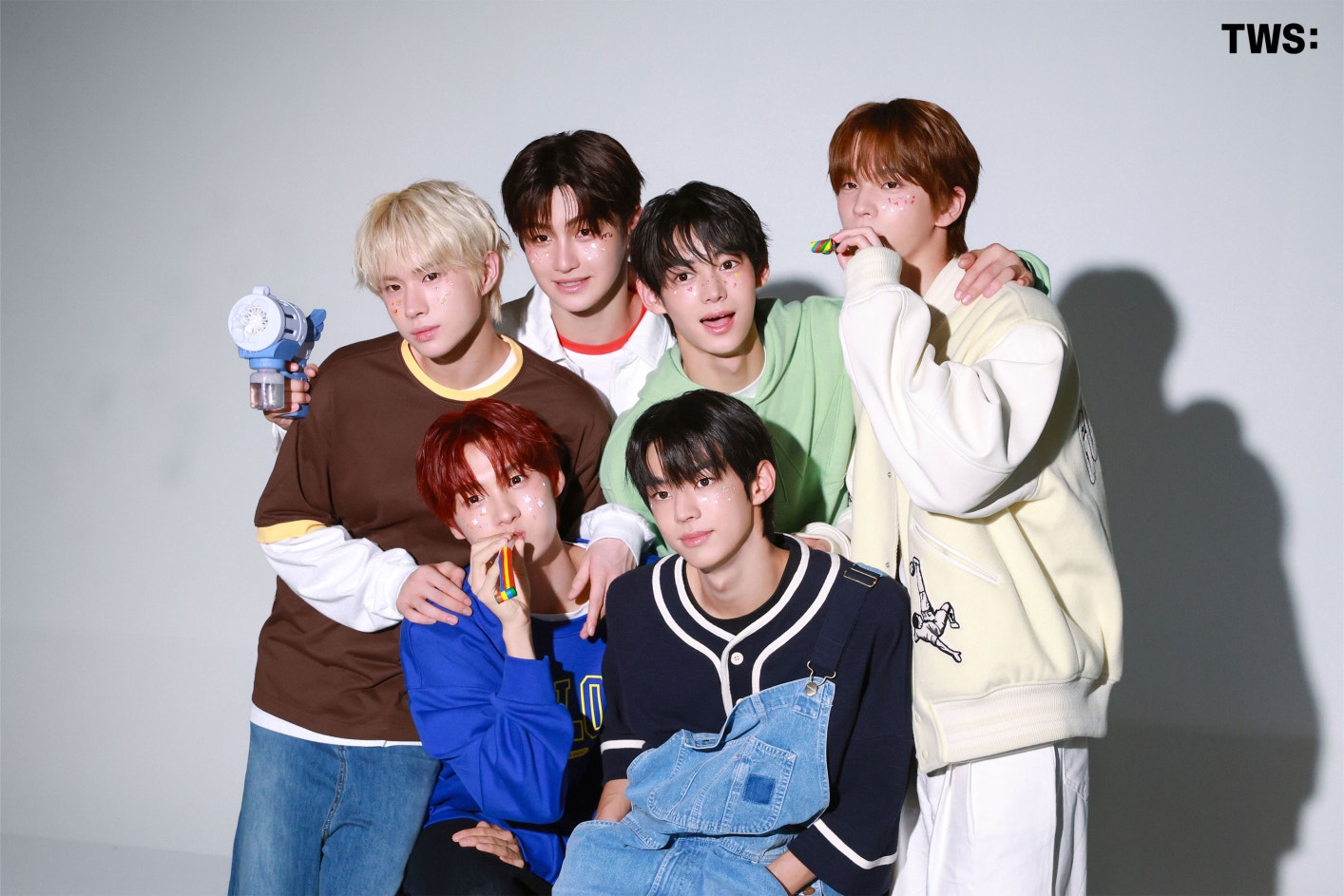 Weverse TWS 画像 - TWS (투어스) 'MEDIHEAL' Ads Photo Sketch