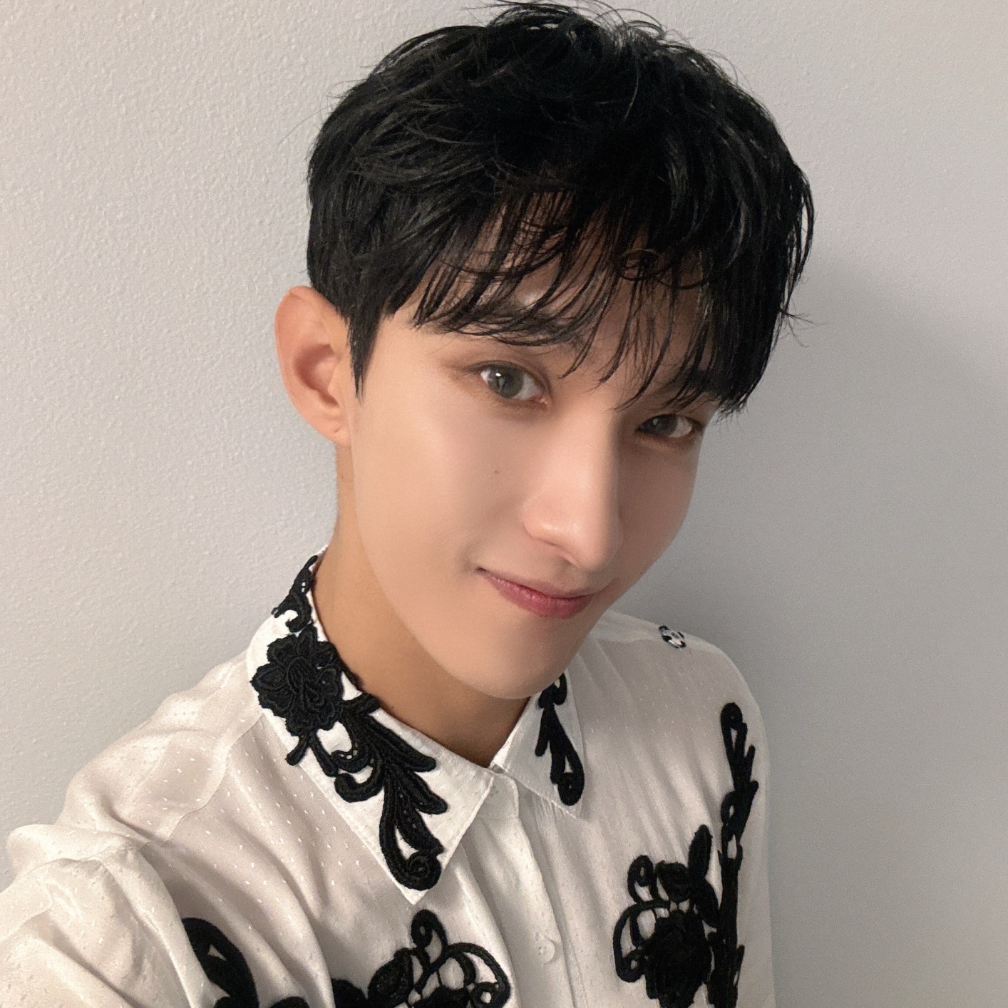 Seventeen Community Post 캐럿들 덕분에 오늘도 너무 행복했잖아아아아😭 보고싶었다⸝⸝⸝° ̫° ⸝⸝⸝ Dk