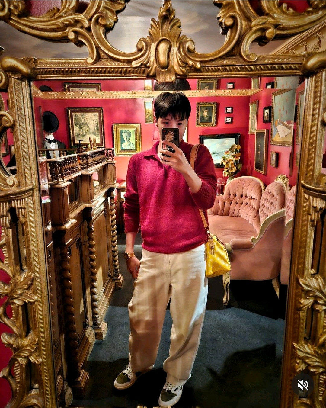 BTS Community Post - -ctto- @uarmyhope's ig My hope, my Jhope! ️ ️ ️