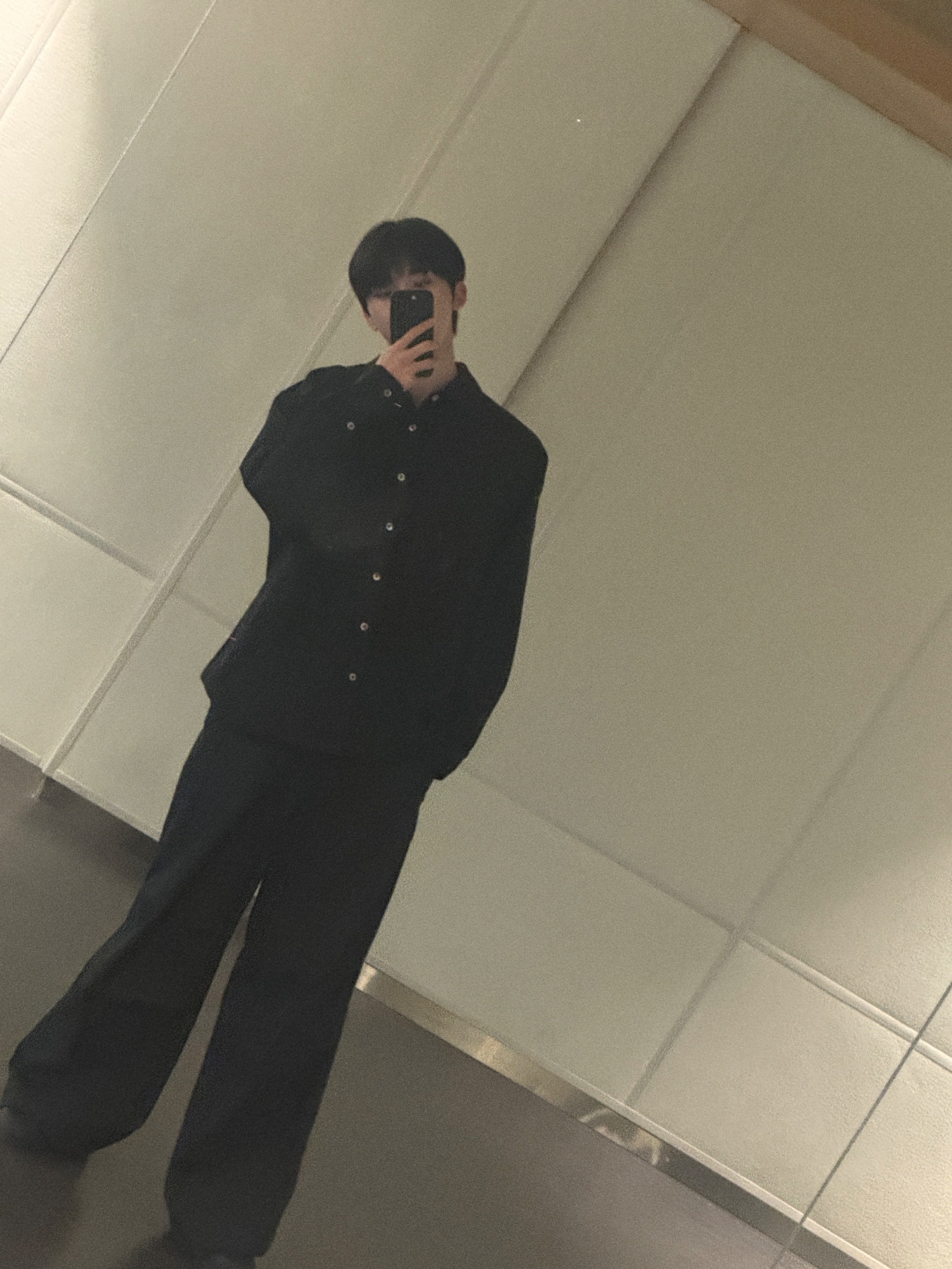Lun8社群貼文 🧐🤨 Dohyun