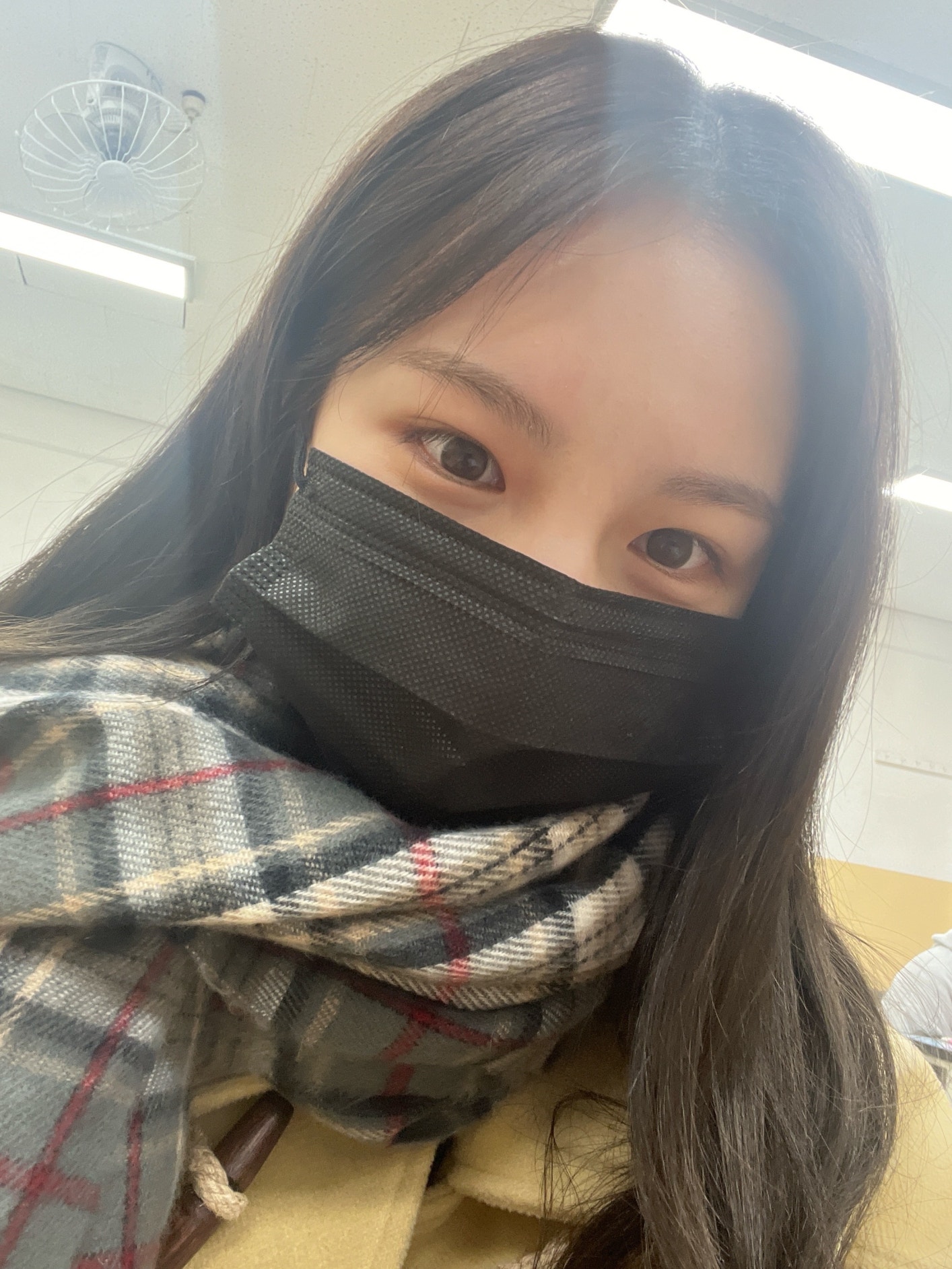 Weeekly Community Post 수험생여러분 수능 고생많으셨습니다 이 사진은 19살 수능날의 재희입니다 이재희