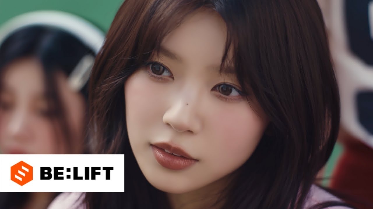 Weverse ILLIT Media - ILLIT (아일릿) ‘Tick-Tack’ Official MV