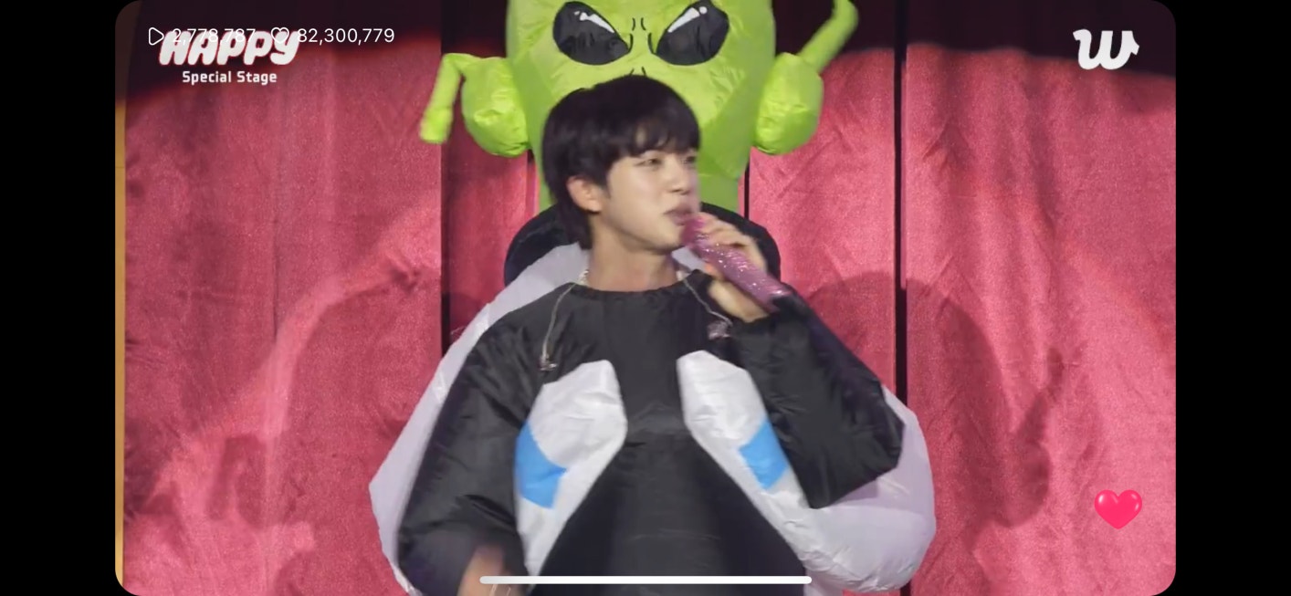 Bts Community Post 진 씨 참치의 다음은 외계인이 라이벌인가 💍 멋진 쇼케이스 감사합니다