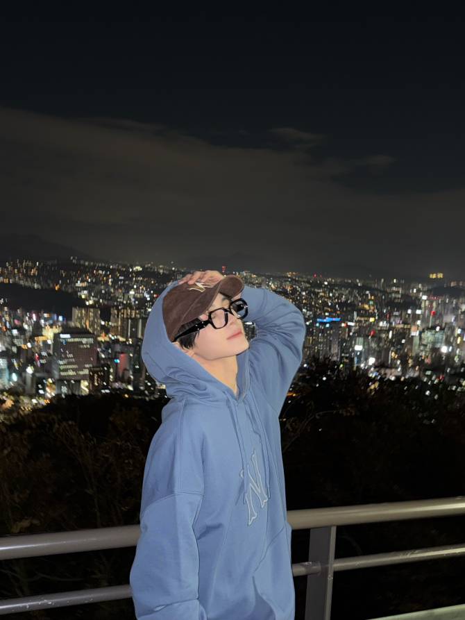 Tws Community Post 사실 오래전부터 계획했던 일이었는데 오늘 드디어 멤버들과 함께 남산타워와의 첫 만남을