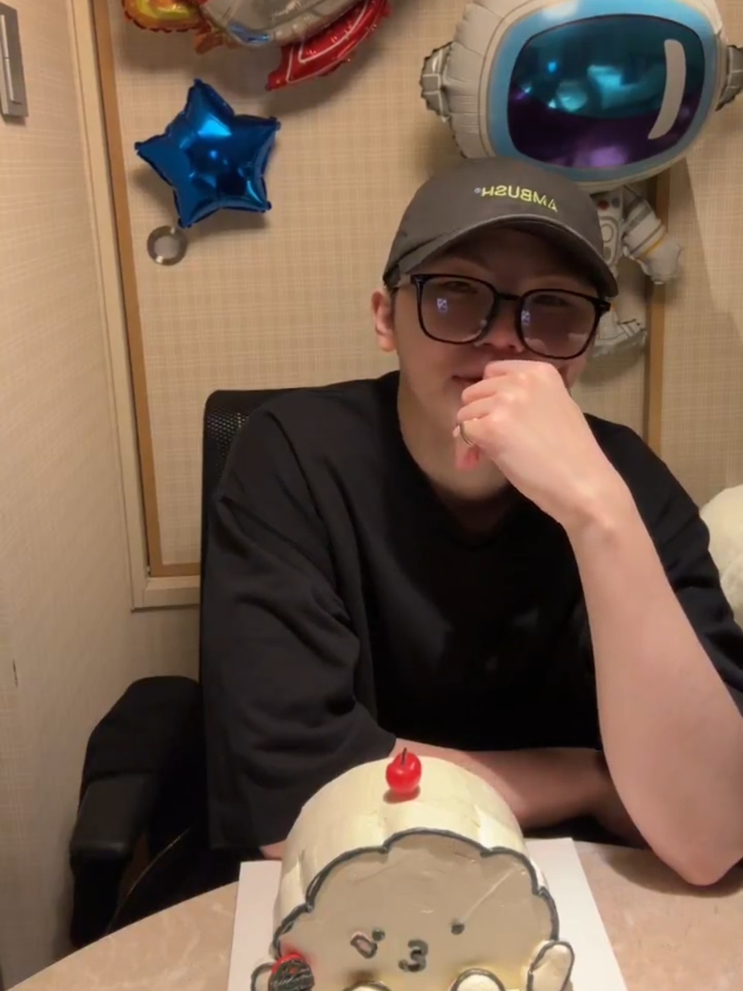 SEVENTEEN Community Post - POGI MO I LOVE YOU HAPPY HAPPY BIRTHDAY UJI ...