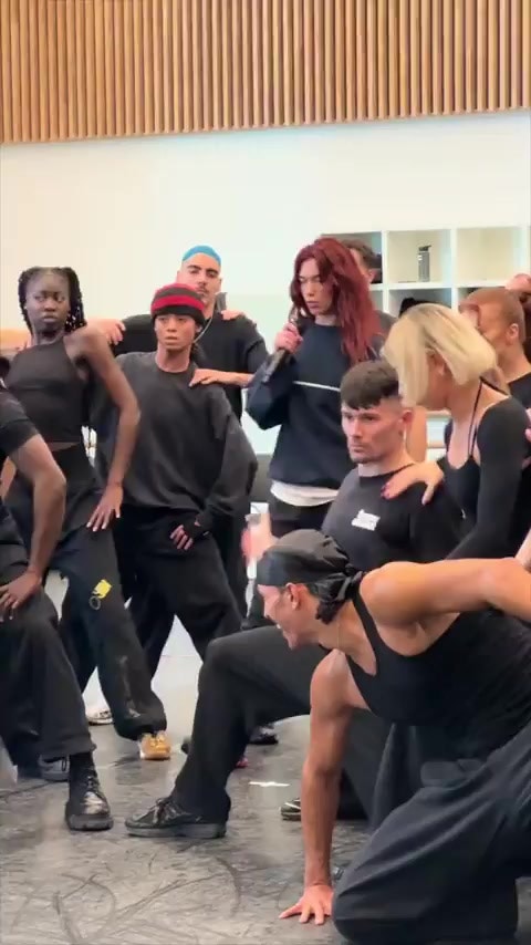 Weverse Dua Lipa Media - oooo YA