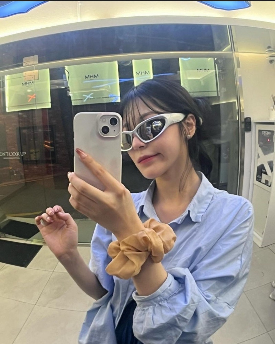 Fromis9 Community Post 다들 프미나 입덕한 계기가 먼가용🍀 저는 어쩌다 보니 지허니 직캠 영상 봤는데