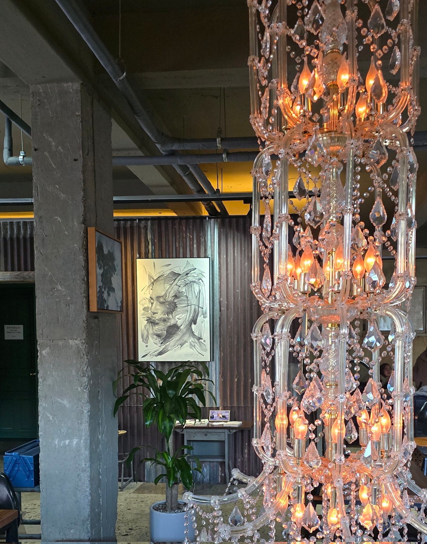 BTS Community Post - OMGG WOW 😳 .... Once again Artist Lee.k placed Jimin's new portrait in ZM ...