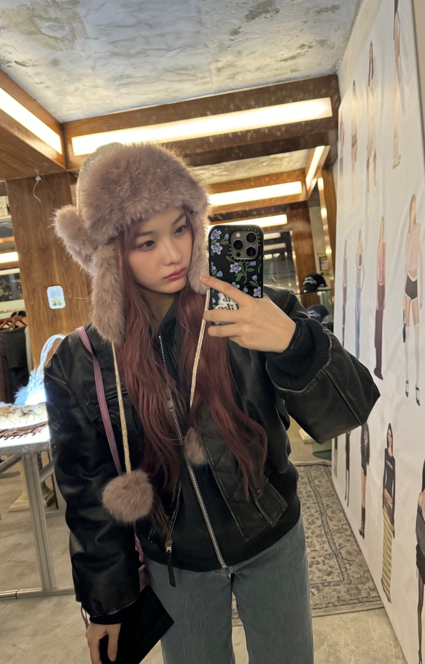 Illit Community Post 귀여운 모쟈 💗 🖤 그리구 이 날 하루종일 들었던 노래도 공유할게요옹⋆̩̣̩☂︎̣̩