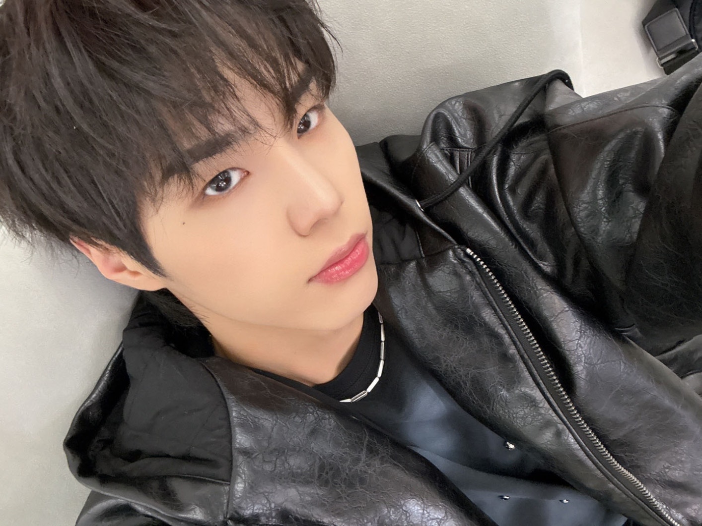 82MAJOR Community Post - 😚 - HWANG SEONG BIN