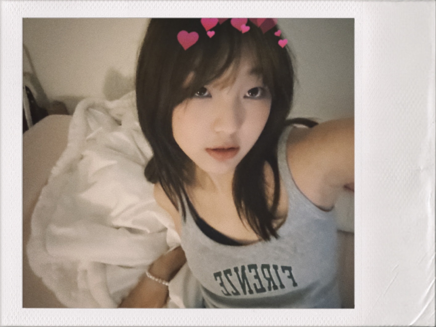 KATSEYE Community Post - missed #eyekonselfieday because i took three finals then fell alseep ...