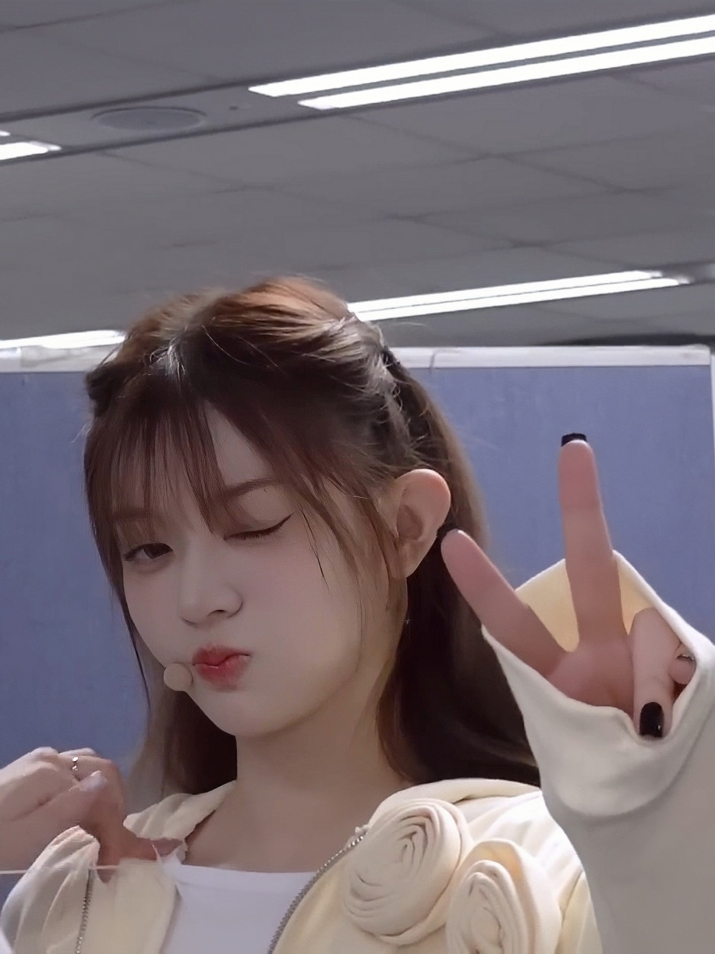 ILLIT Community Post - Full in love with minju D-233🫶 ️ illit new video are cute😍 I took a ...