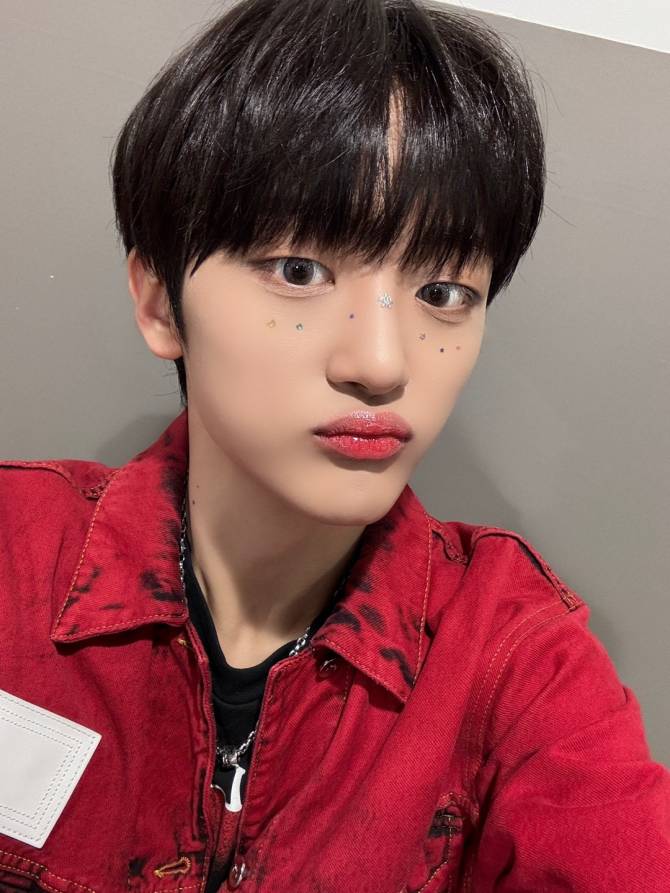 Lun8 Community Post 오늘 하루도 고생 많았어ㅓ 나는 간식 잔뜩 먹고 이불 꽁꽁 싸매고 잘거야 포근하고 따수운