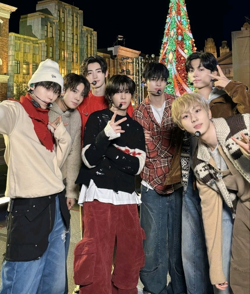 ENHYPEN Community Post - ENHYPEN IS 7. ALWAYS. FOREVER.