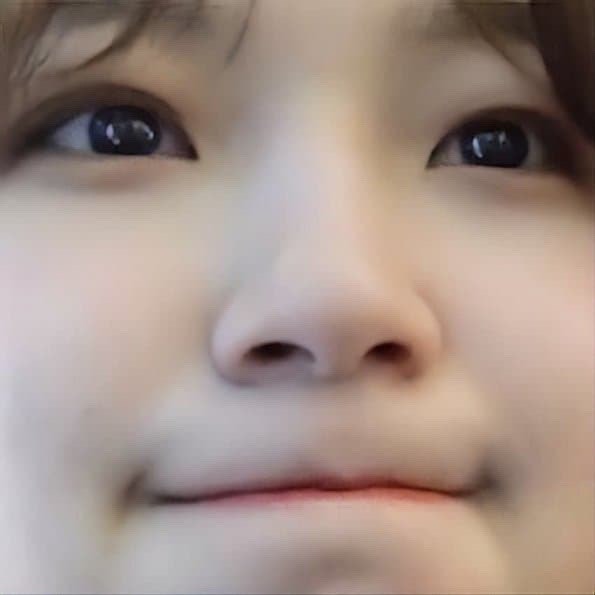 Fromis9 Community Post 포토북을 사까요 엘범 여러개를 살까요 추천해주세영